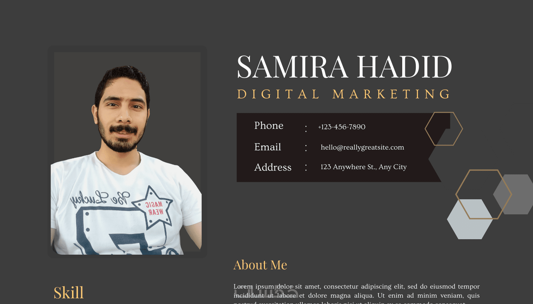 تصميم سيرة ذاتية ابداعية cv / resume - خمسات